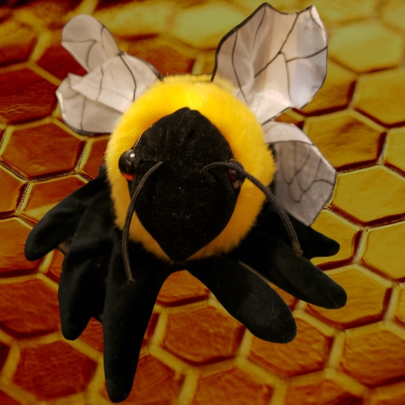 Folkmanis Puppets | Toys | Folkmanis 7 Plush Stuffed Animal Bumblebee ...